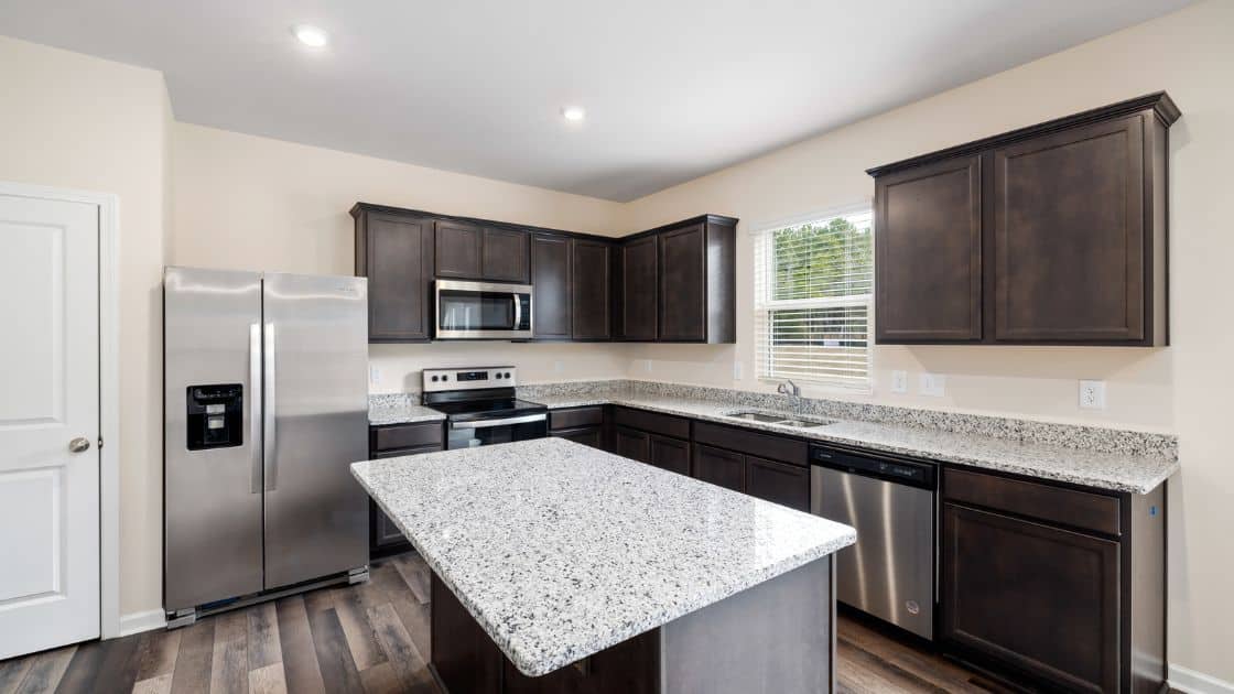ORLANDO GRANITE EDGING MAKES BEAUTIFUL COUNTERTOPS